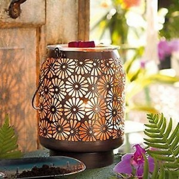 Scentsy | Accents | Daisy Lantern Scentsy Warmer New In Box | Poshmark